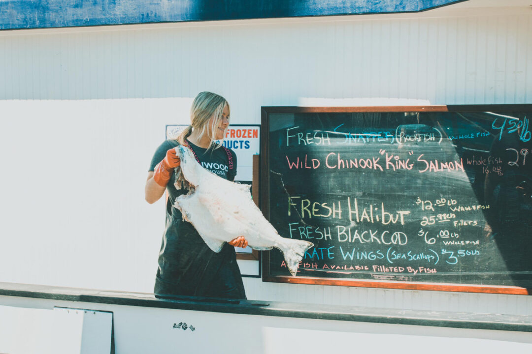 The Coast’s Freshest Seafood - Oregon Coast Visitors Association